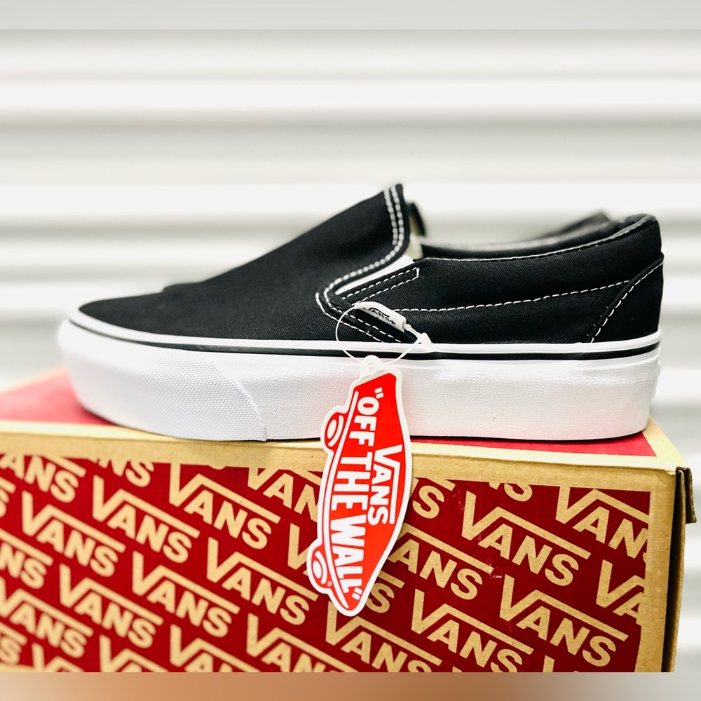 New Vans Classic Slip-On Platform Women's Sneakers Sh… - Gem